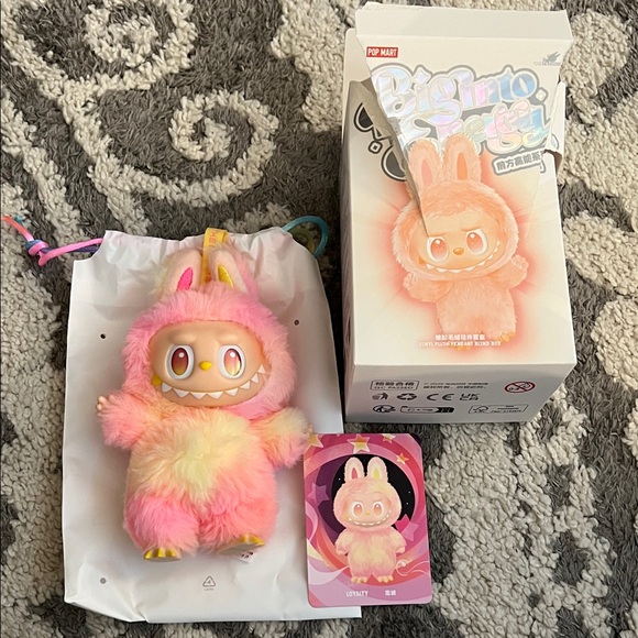 POP MART | Toys | Pop Mart Big Into Energy Labubu Loyalty New Open Box ...